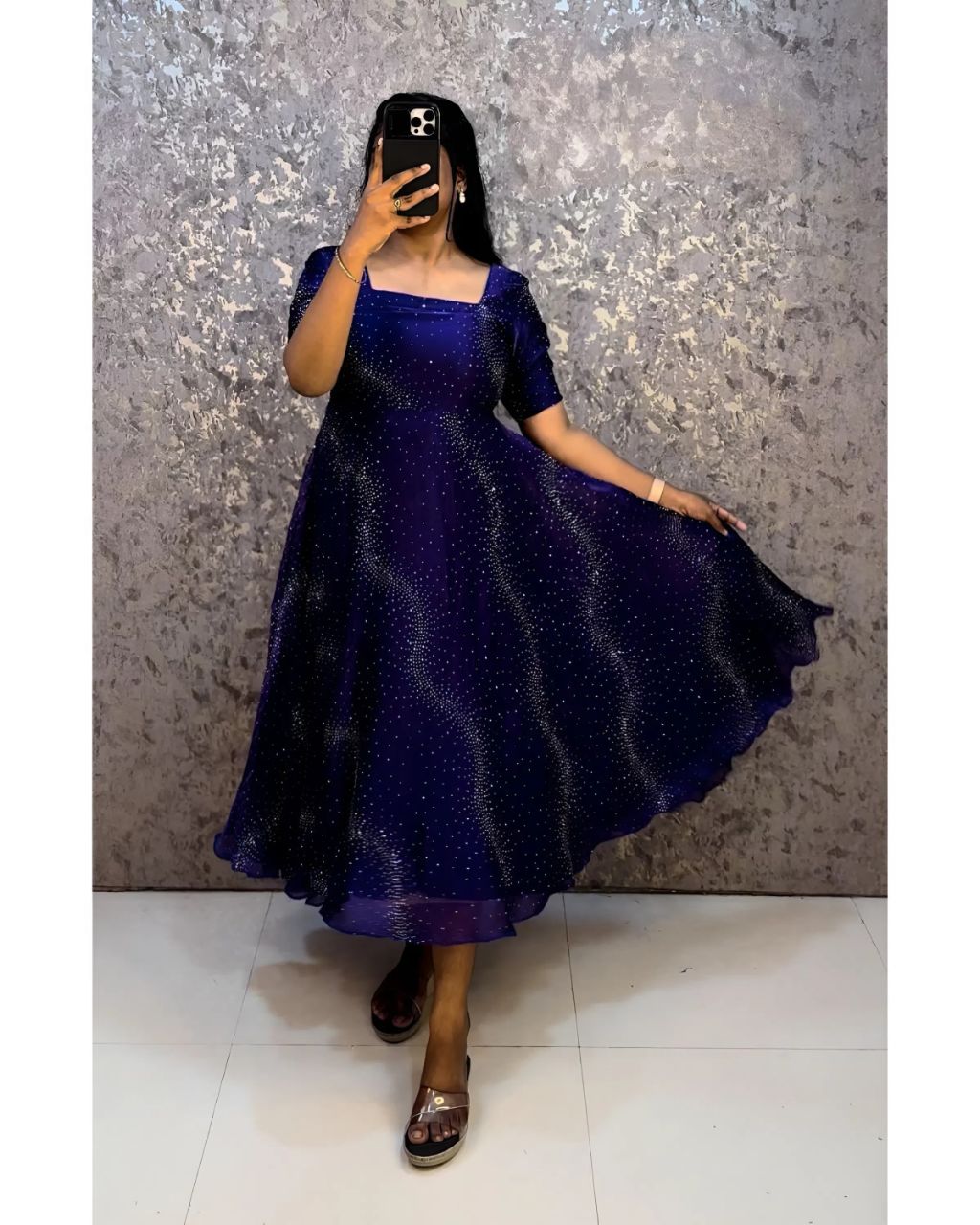 Frock / midi– Black Lovers